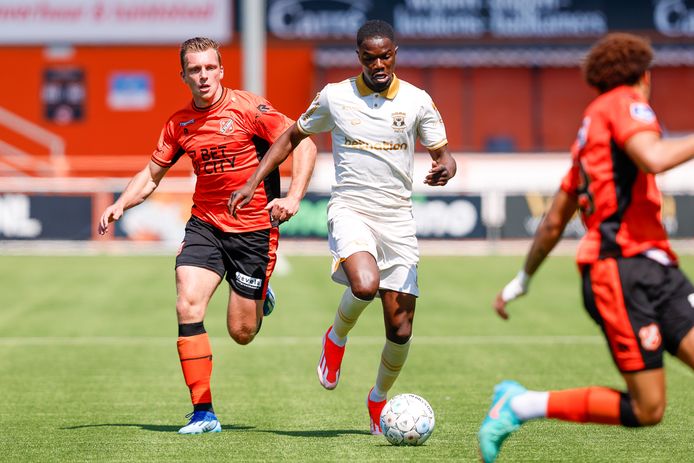 Zonder veel te zeggen is Jamal Amofa duidelijk over situatie bij GA ...