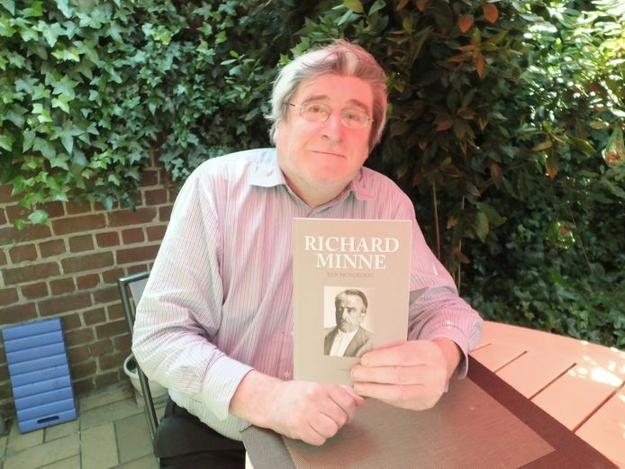 Ode aan dichter Richard Minne in boek | Deinze | hln.be