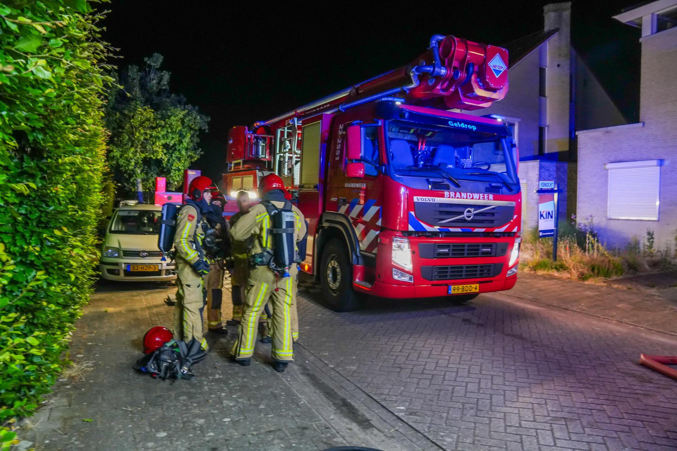 Zwartgeblakerd broodje zorgt voor nachtelijke opschudding in Geldrop ...