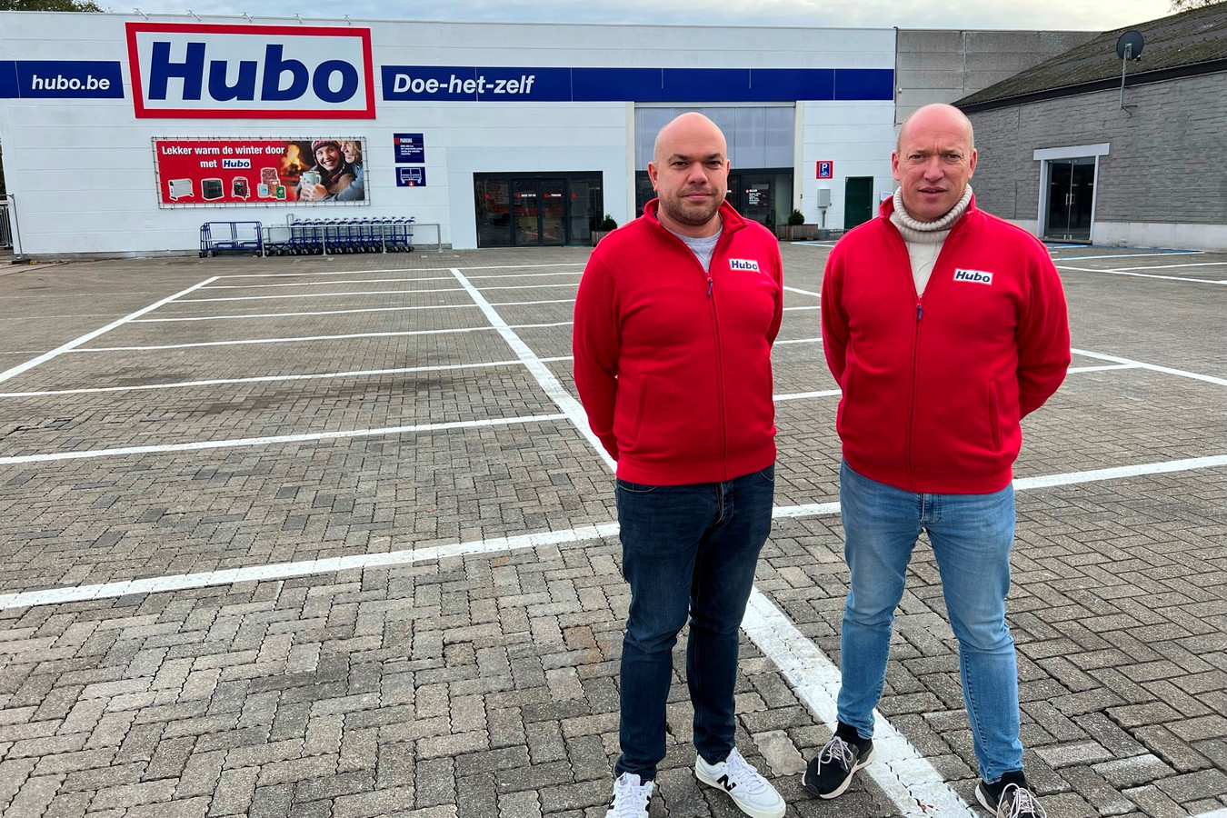 Broers Tom (50) en Dieter (44) openen Doe-het-zelfzaak Hubo in ...