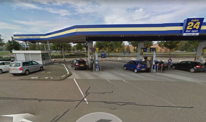 Goedkoopste benzine van de regio? Die tank je bij Makro in Best ...