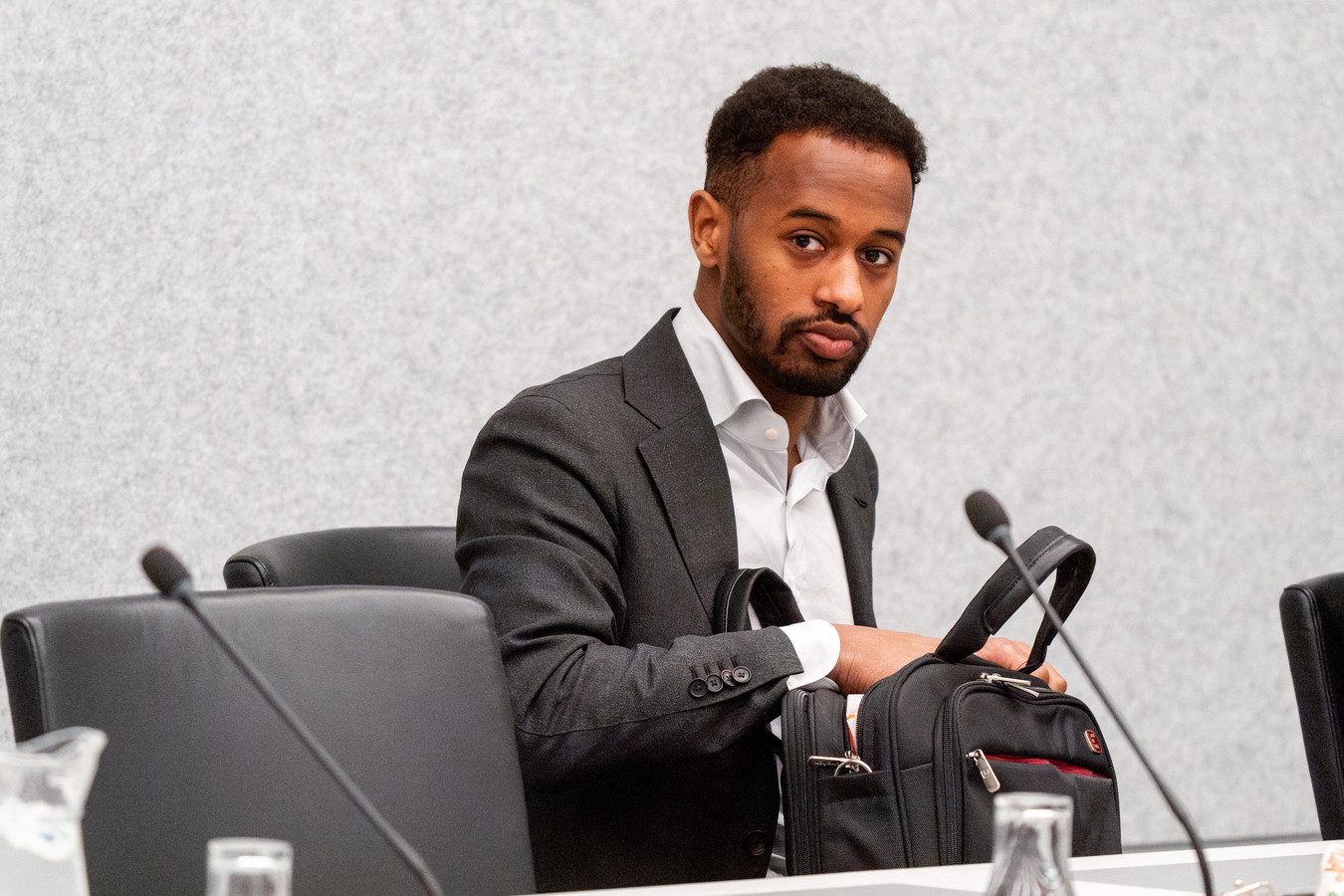 Habtamu de Hoop, wat een inspirerende man, wat en verademing | Foto | AD.nl