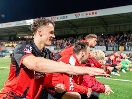 Helmond Sport kan na zege op FC Den Bosch de nieuwe trainer in alle rust presenteren | Gemert ...