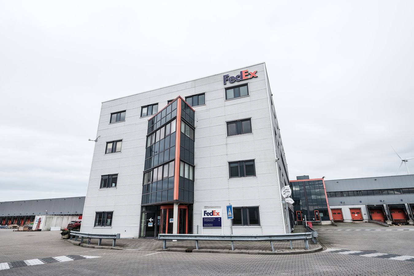 FedEx zet jaar na dakdrama vol in op vernieuwing: ‘Grootste hub van ...