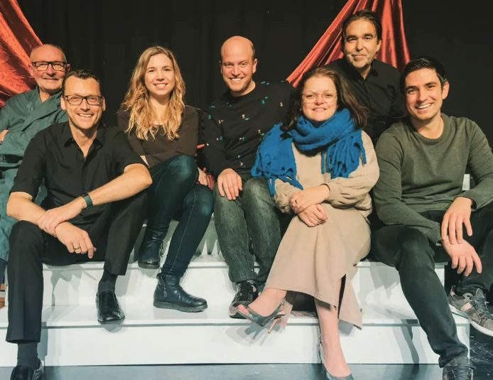 Theater De Roxy pakt uit met eigen sketchshow | Sint-Truiden | hln.be