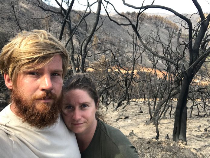 Anne en vriend Pjotr zien hun oase in Portugal in vlammen opgaan ...