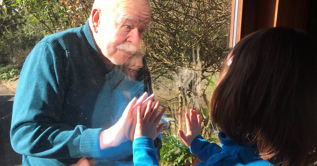 De lockdown van acteur Anton Cogen (74): “Ik heb een soort meditatieve ...