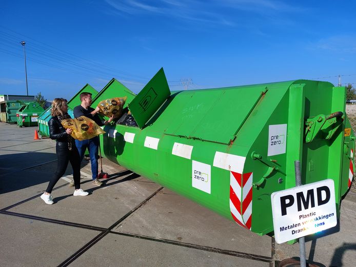 Harderwijk gaat eindelijk afval scheiden: groen licht voor proef met ...