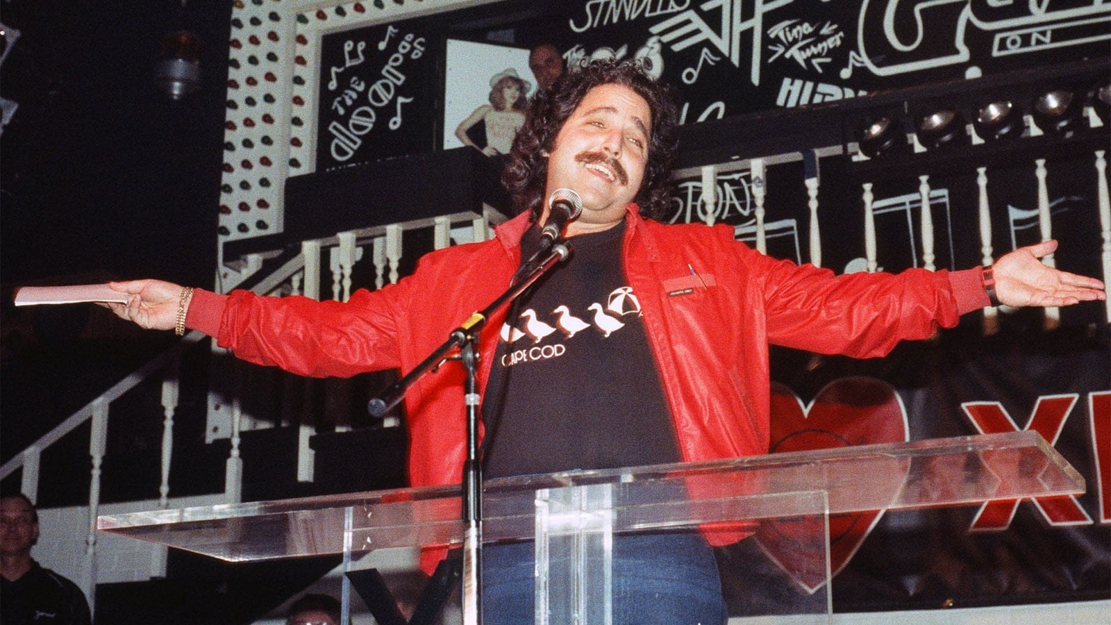 “Pornoster Ron Jeremy lijdt aan dementie, strafzaak waarschijnlijk van ...