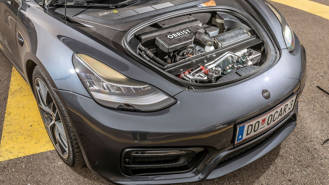 Tesla op benzine is ‘eerste Hyper Hybrid ter wereld’ | Foto | AD.nl