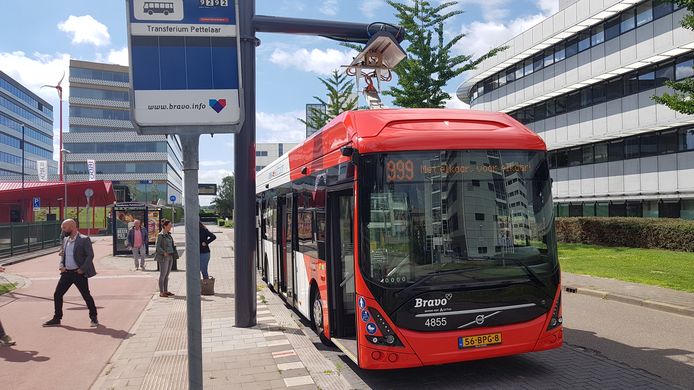 Bussen van Arriva rijden langer volgens vakantieregeling door lockdown ...