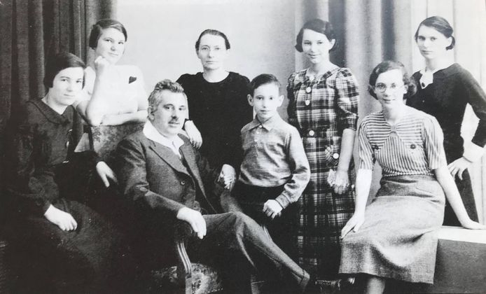 Hendrik Strijpens schrijft boek over leven en lijden van familie Daens ...