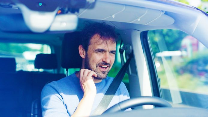 Joris Hessels vervoert opnieuw passagiers met een bijzonder verhaal in ...