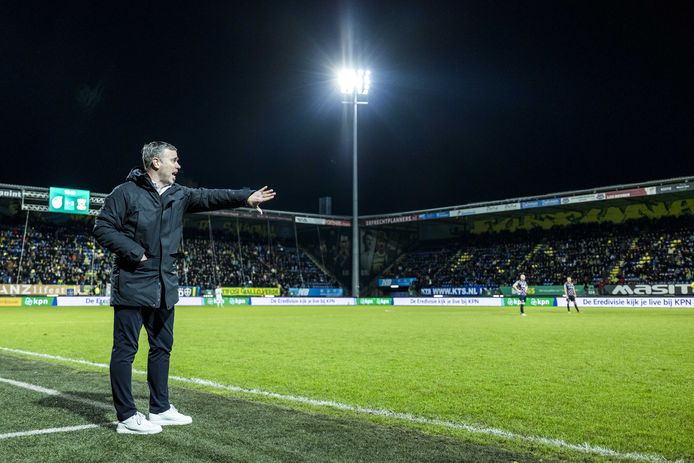 Trainer René Hake prijst evenwichtig en leergierig GA Eagles: ‘Ik heb genoten’ | GA Eagles ...