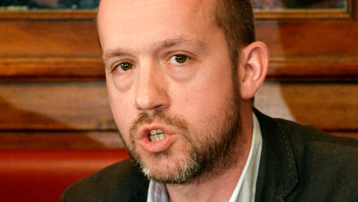 Tom De Meester lijsttrekker voor PVDA Gent in 2018 | De Morgen