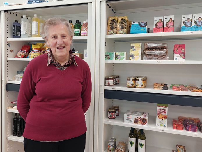 “Je kan toch geen kringwinkel in een container zetten”: Inwoners Sint ...