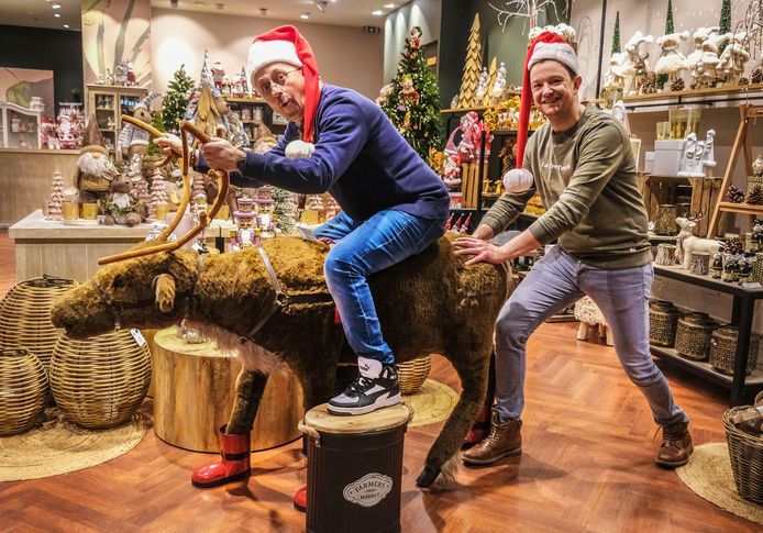 “We bezoeken als kerstgekken bijna jaarlijks echte kerstman in Lapland ...