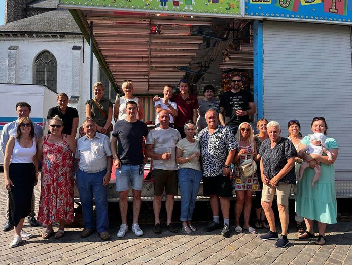 Foorkramers krijgen receptie om Ursel Kermis te starten: “Maandag gratis kinderuurtje” | Aalter ...