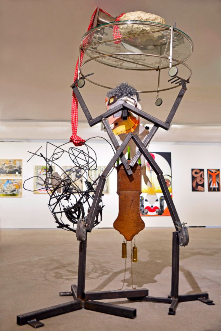 In dit klooster werkt kunstenaar David Bade aan zes verschillende versies van het hiernamaals ...