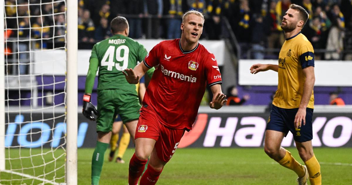 Strijd om handtekening Mitchel Bakker: Atalanta hengelt naar linksback ...