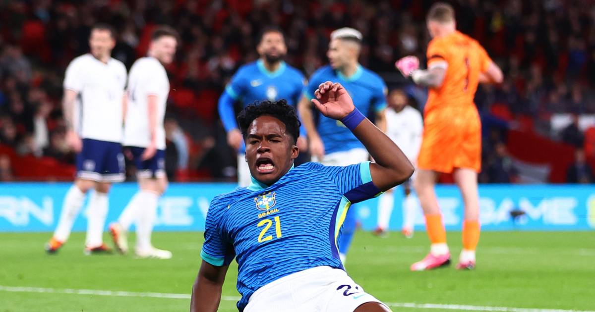 Endrick (17) kraakt ongeslagen thuisreeks Engeland: Brazilië wint op ...