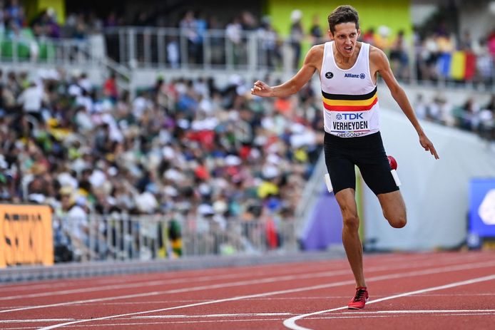 Ruben en Mariska van atletiekclub Eendracht Aalst halen medailles ...