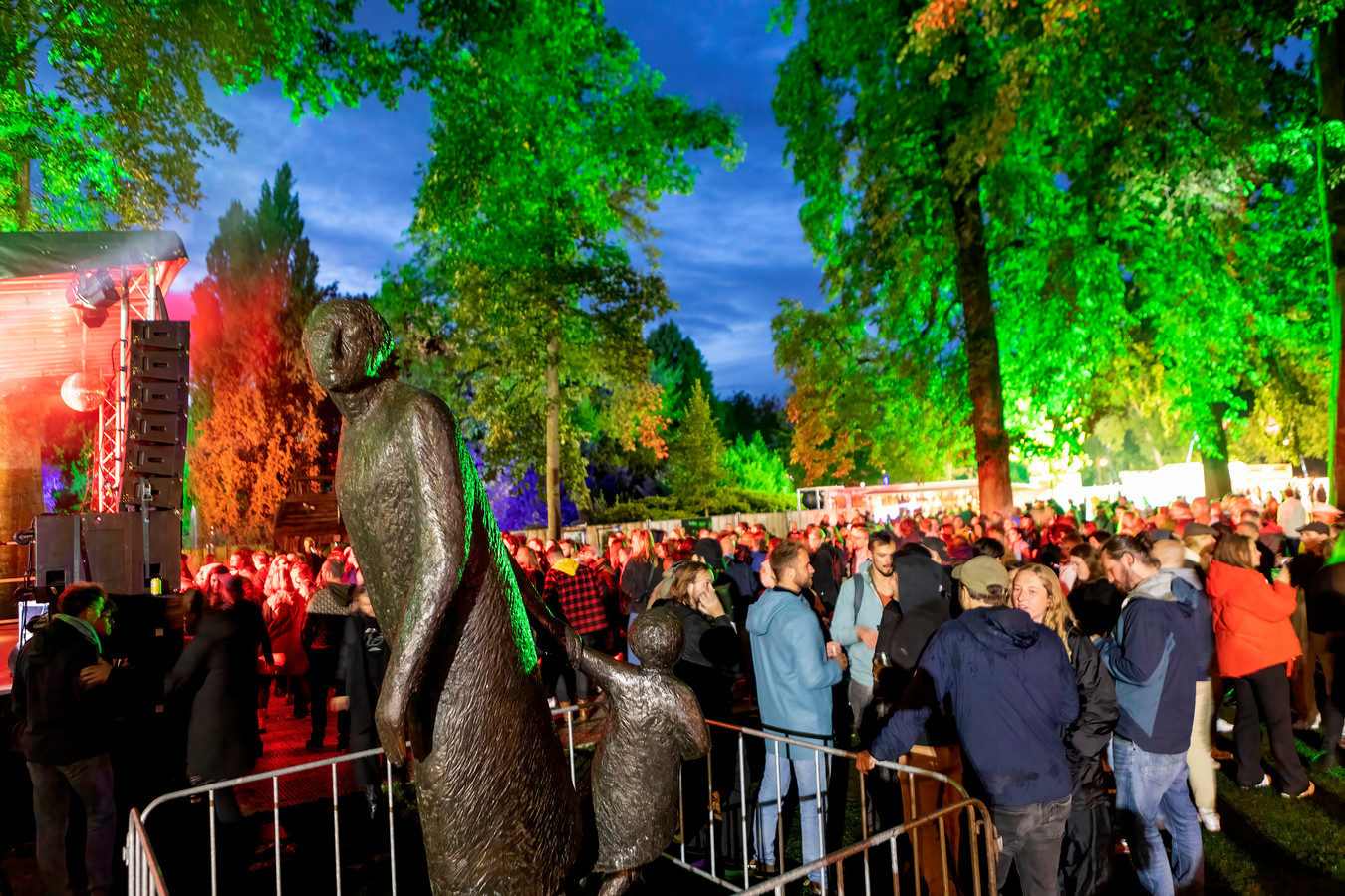 Gratis popfestival Breda Barst hangt aan zijden draadje | Foto ...