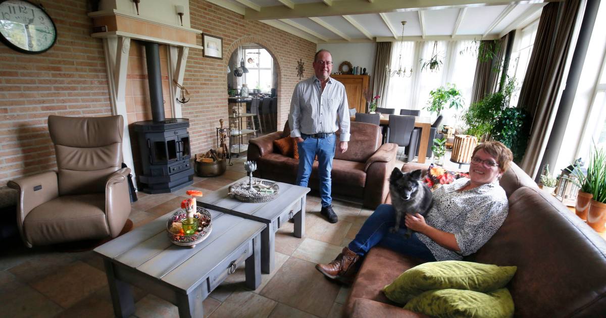 Na 37 jaar verlaten Arie en Heidi hun vrijstaande woning aan de Waal ...