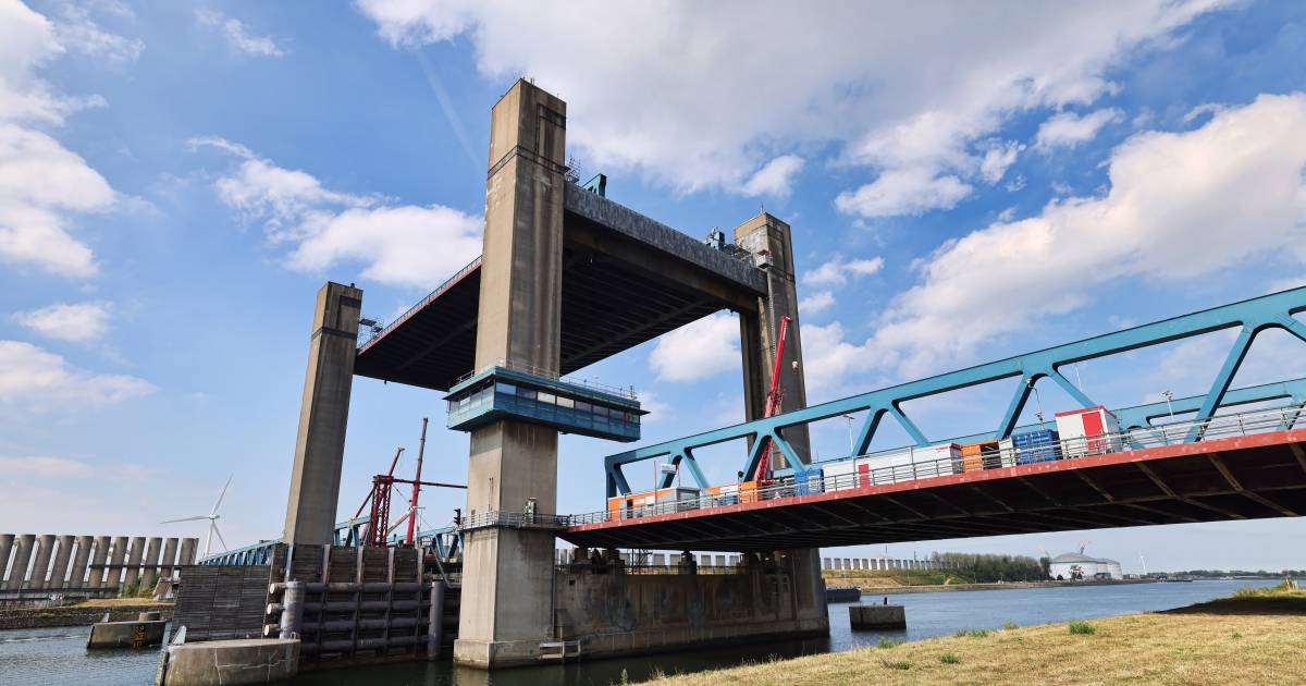 Weer tegenslag Rozenburg: Calandbrug pas in februari klaar | Voorne ... Weer tegenslag Rozenburg: Calandbrug pas in februari klaar | Voorne ...