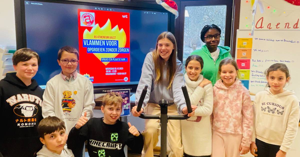 Atheneum-leerlingen ‘vlammen’ voor De Warmste Week: “Vraag een liedje ...