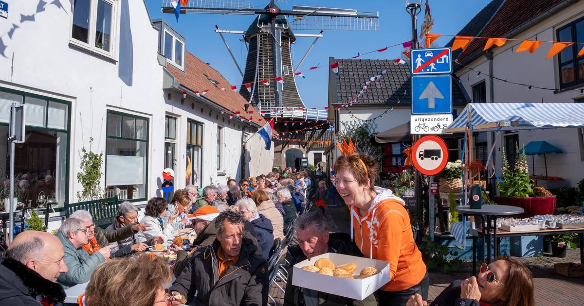 Veluwe zoekt - en vindt - de verbinding; ‘iedereen een goed humeur ...
