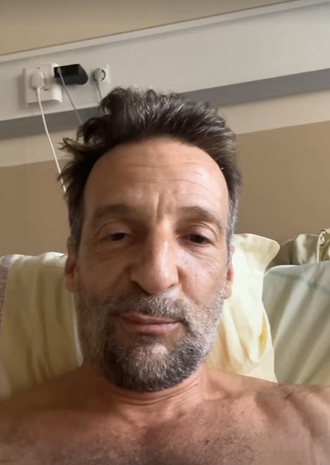 Mathieu Kassovitz montre ses blessures après son accident de moto: “Je ... Mathieu Kassovitz montre ses blessures après son accident de moto: “Je ...