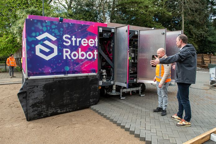 Weg rugpijn, leve de robot: ‘Maar het mooie ambacht van stratenmaker ...