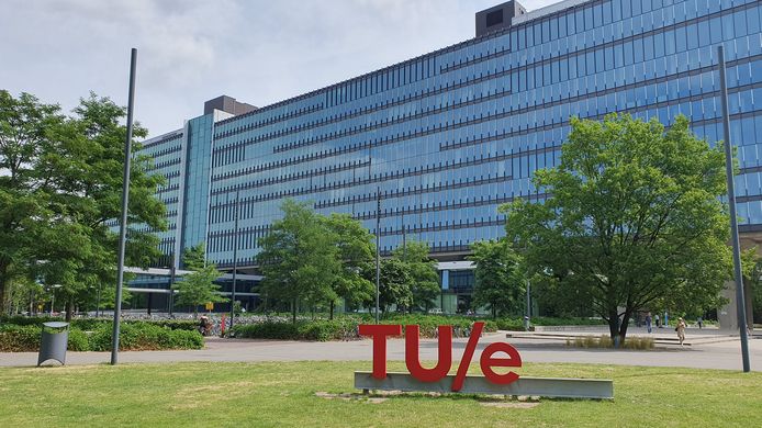 Ook Eindhovense universiteit onder vuur: studenten eisen actie tegen ...