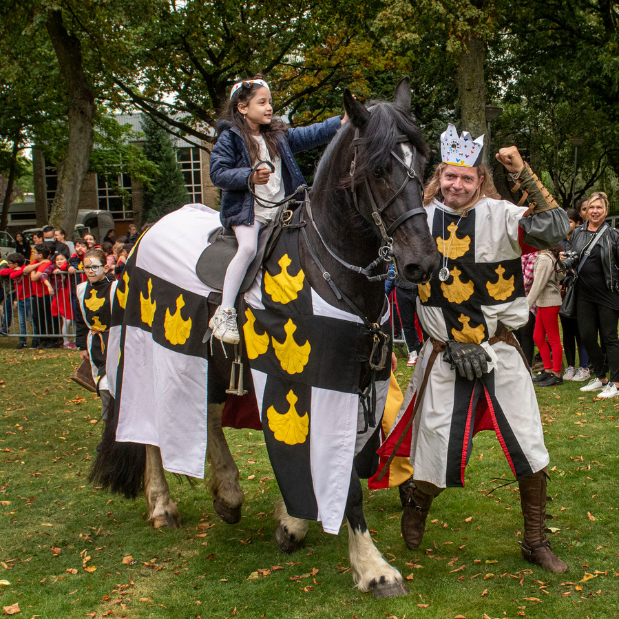 Ridder Witte Wilhelm is de held van 55-jarige JF Kennedyschool in Breda ...