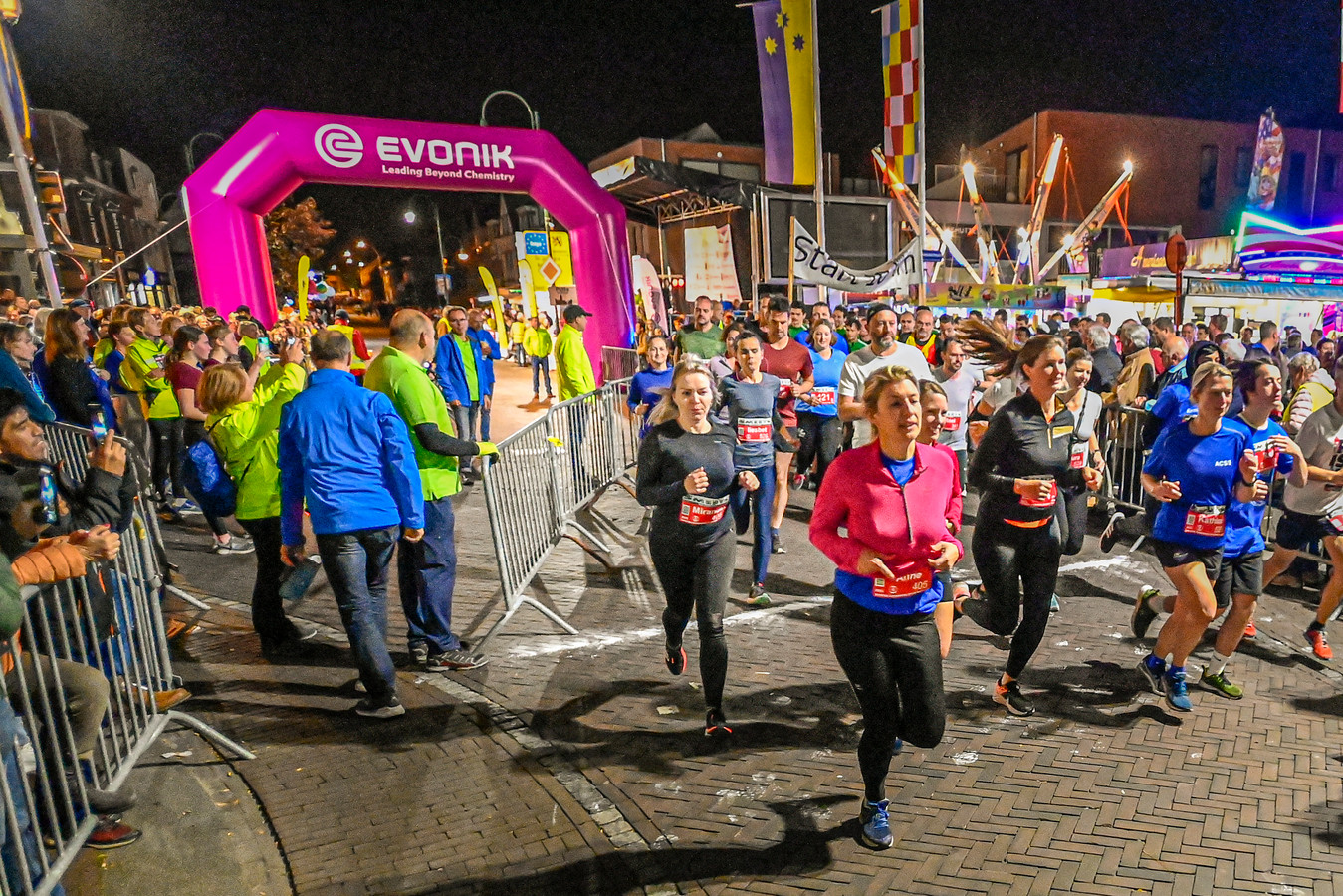 Putse Kermis biedt weer braderie, hardlopen, koers en karakollen | Foto ...
