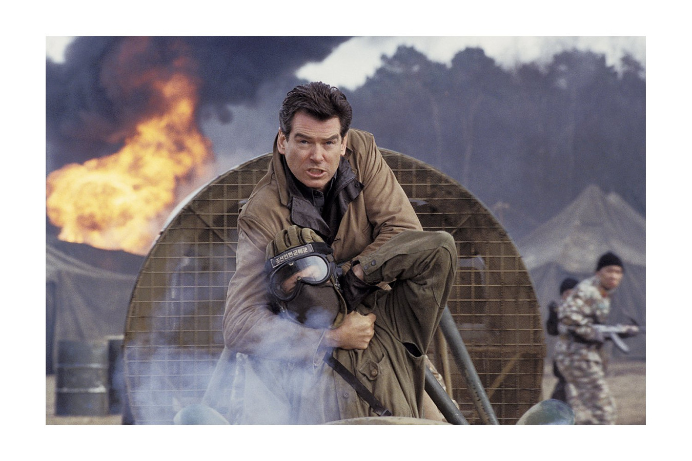 James Bond neemt ons bij de neus, maar hoe? Dat vertelt professor Gert-Willem zijn UT-studenten ...