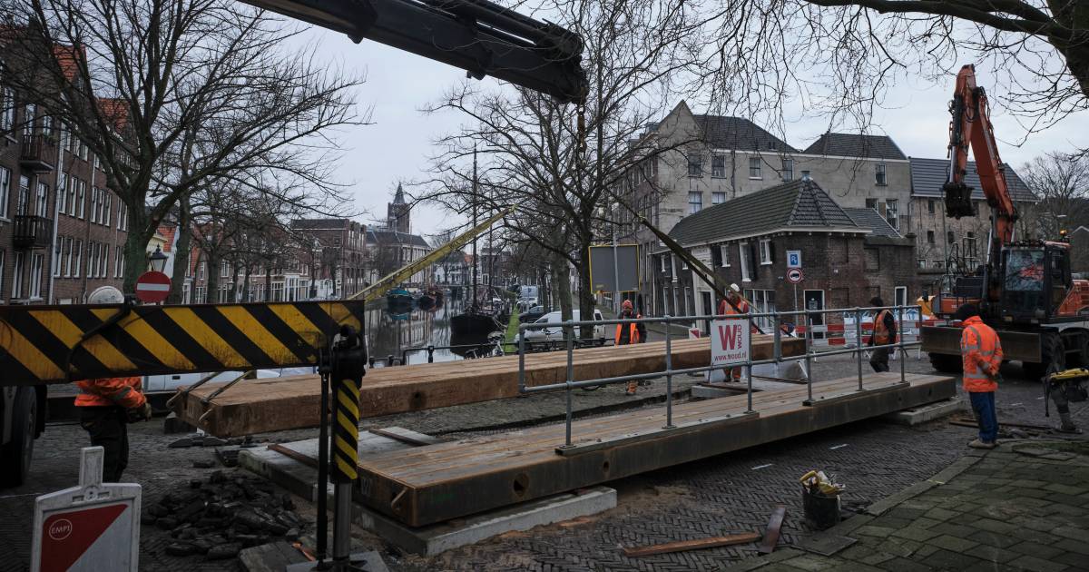 Tijdelijke brug over monumentale welfbrug: ‘Ontlasten tot renovatie kan ...