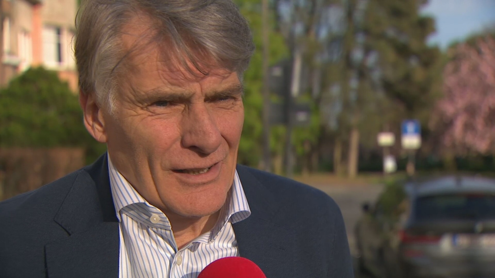 'Bedrijvendokter' Guido Dumarey doet verrassend nieuw bod op Van Hool ... 'Bedrijvendokter' Guido Dumarey doet verrassend nieuw bod op Van Hool ...