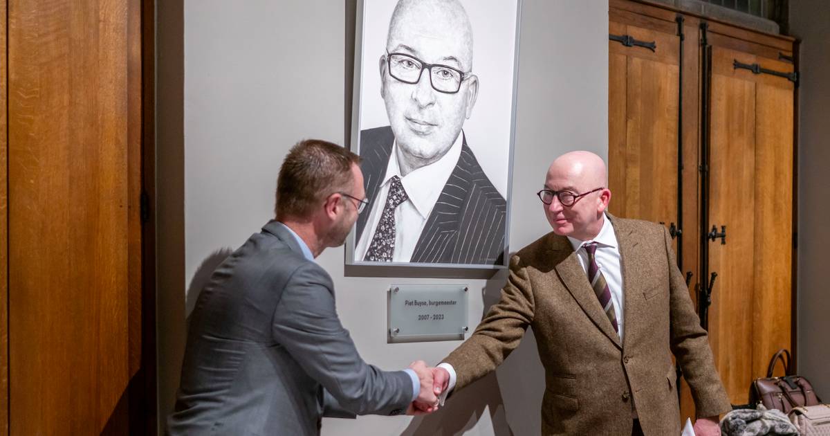 Niets dan lovende woorden tijdens laatste gemeenteraad van burgemeester ...