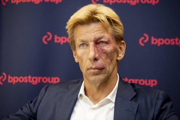 Nieuwe CEO bpost sluit herstructurering niet uit: “We gaan de mensen ...