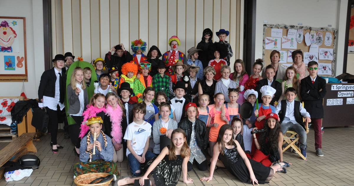 Leerlingen De Springveer brengen musical | Beersel | hln.be