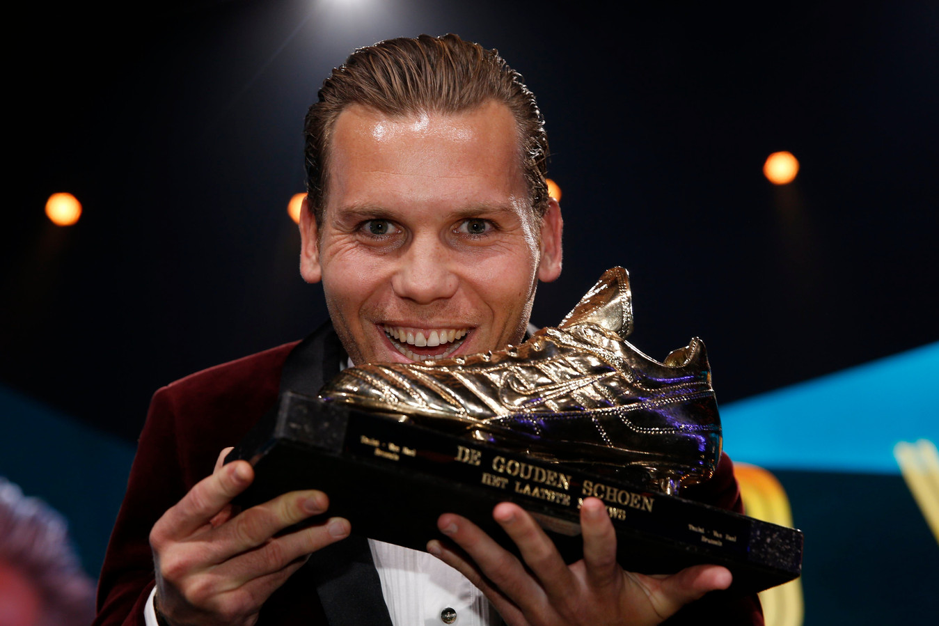 Van Gaal hoopt dat Vormer kans bij Oranje krijgt na winnen Gouden ... Van Gaal hoopt dat Vormer kans bij Oranje krijgt na winnen Gouden ...