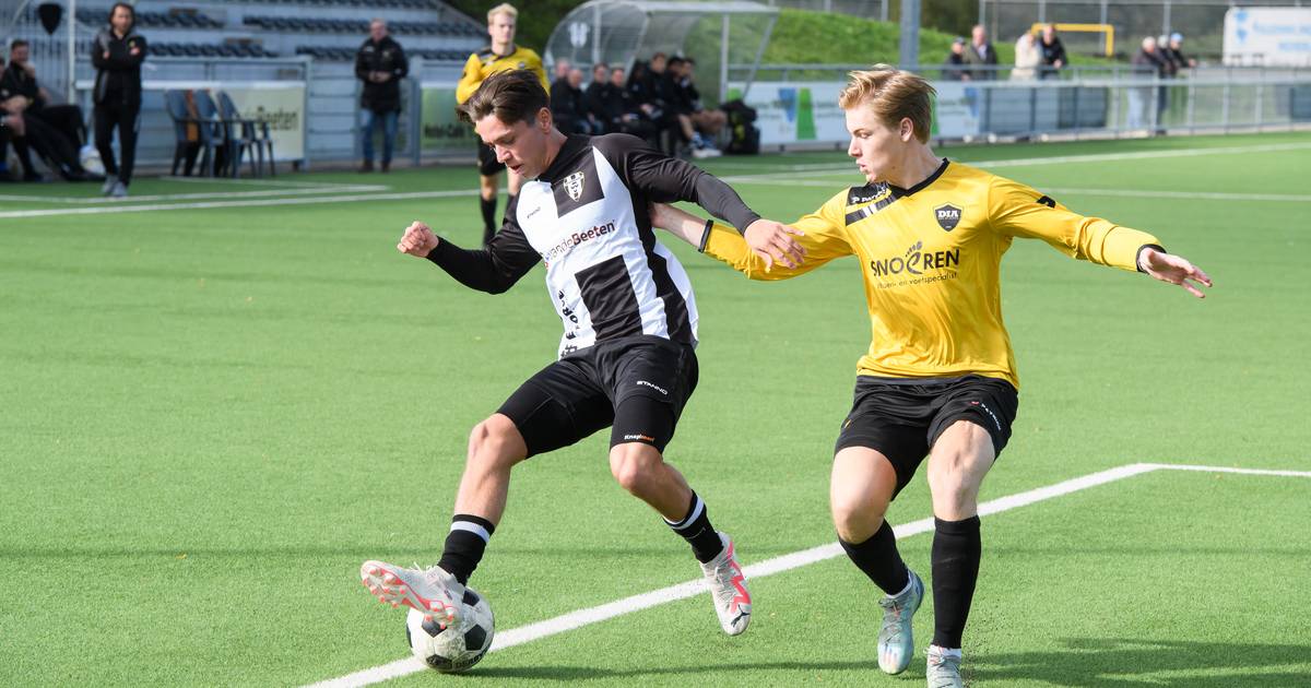 Oosterhout viert zege ‘iets te uitbundig’: ‘Schouder vloog uit de kom ...