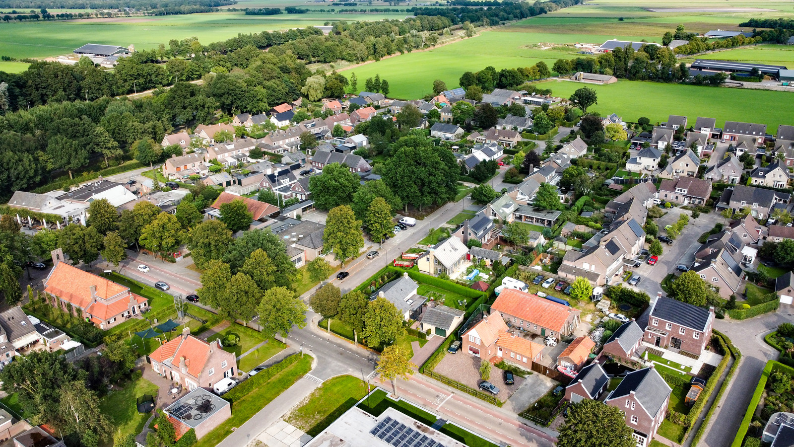 Teleurstelling in Haghorst: plan voor hart van het dorp valt 2,4 ...