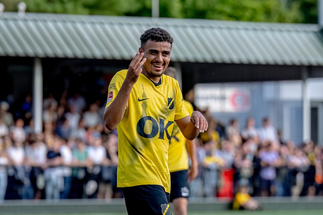 NAC verzekert toekomst van Bredase spits: contract voor 2,5 jaar | Foto ...