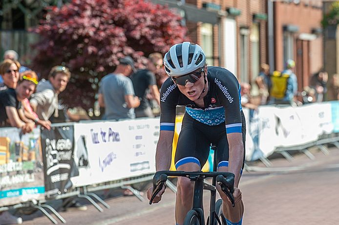 ‘Laatkomer’ Haest verliest de koers, maar pakt de titel | Breda | AD.nl