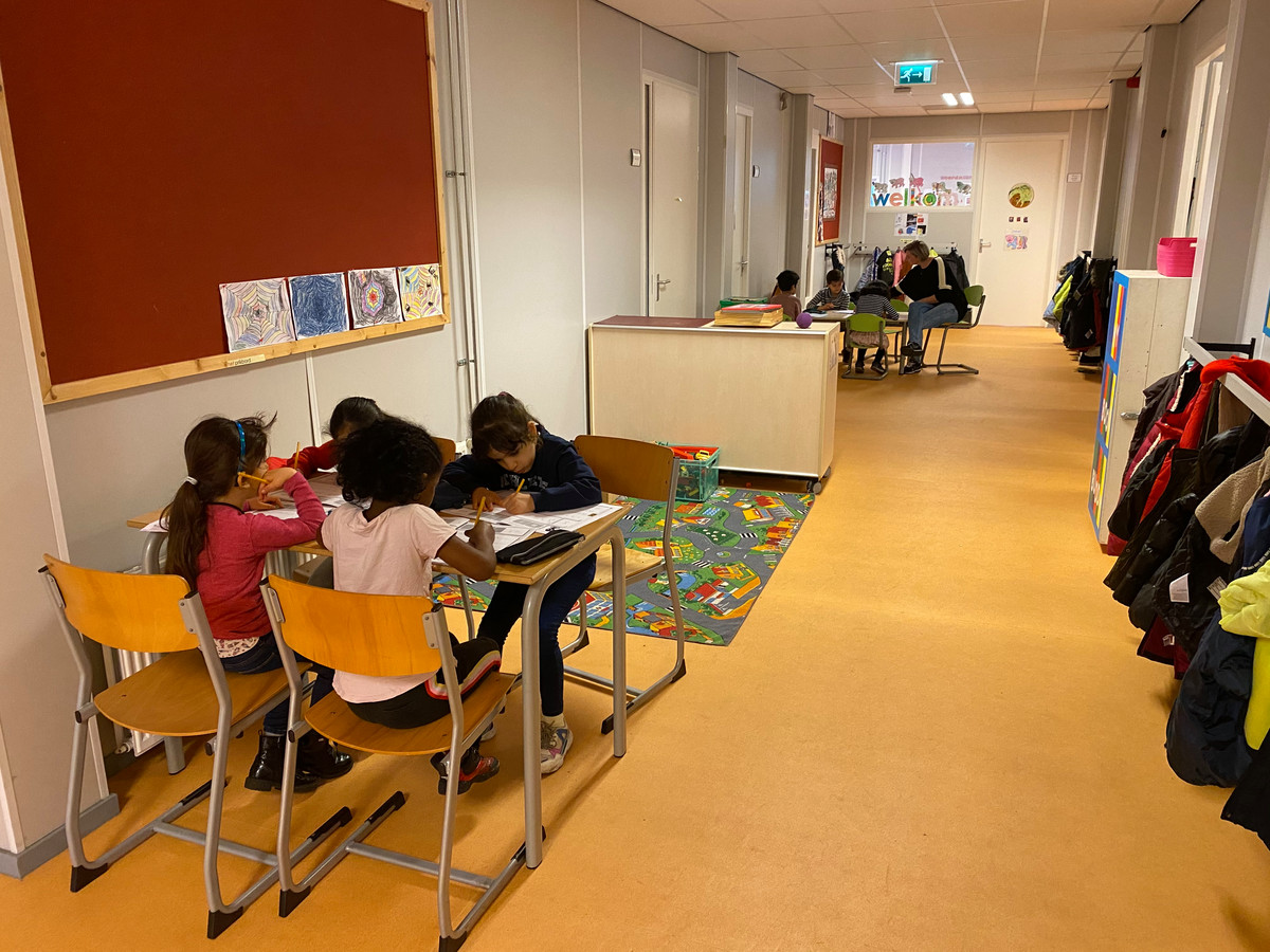 Haast nodig bij permanente uitbreiding Prinsenbosschool op azc Gilze ...