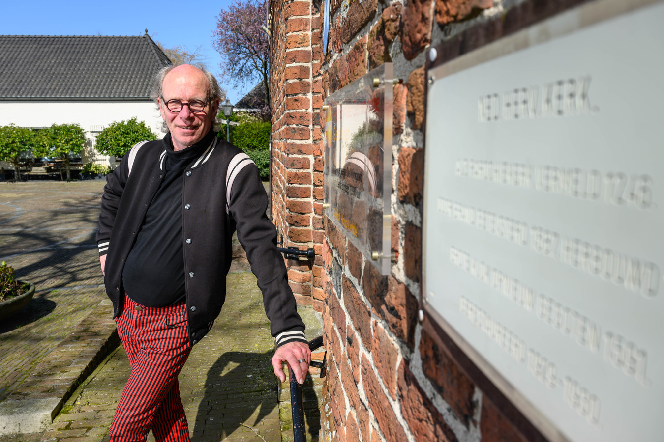 Cabaretier Ruurd Walinga uit het Gelderse Geesteren verkondigt de ...
