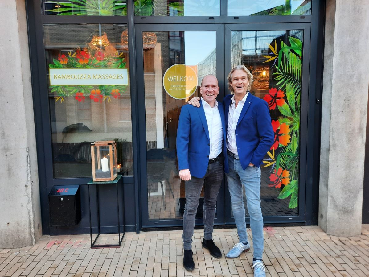 Roy en Karsten openen massagestudio met tropisch thema in binnenstad ...